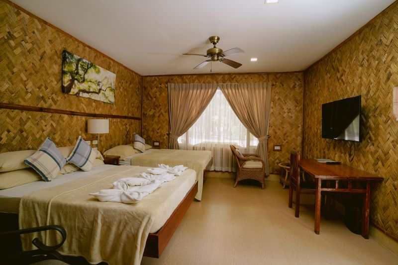 Rooms - Crystal Beach Resort