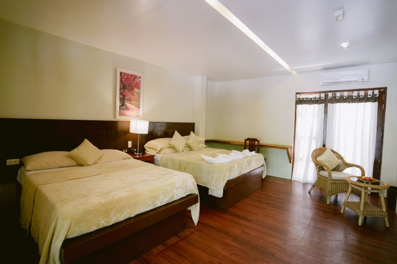 Rooms - Crystal Beach Resort