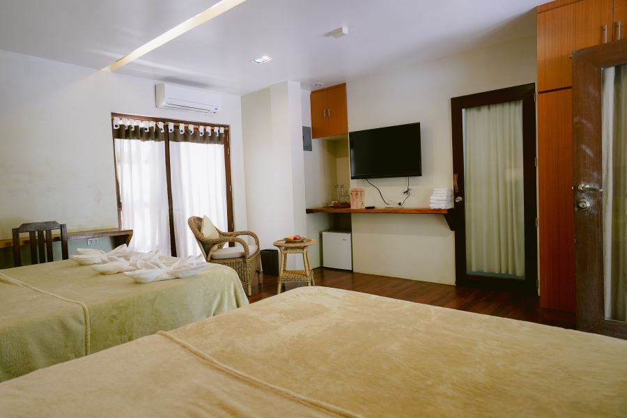 Rooms - Crystal Beach Resort