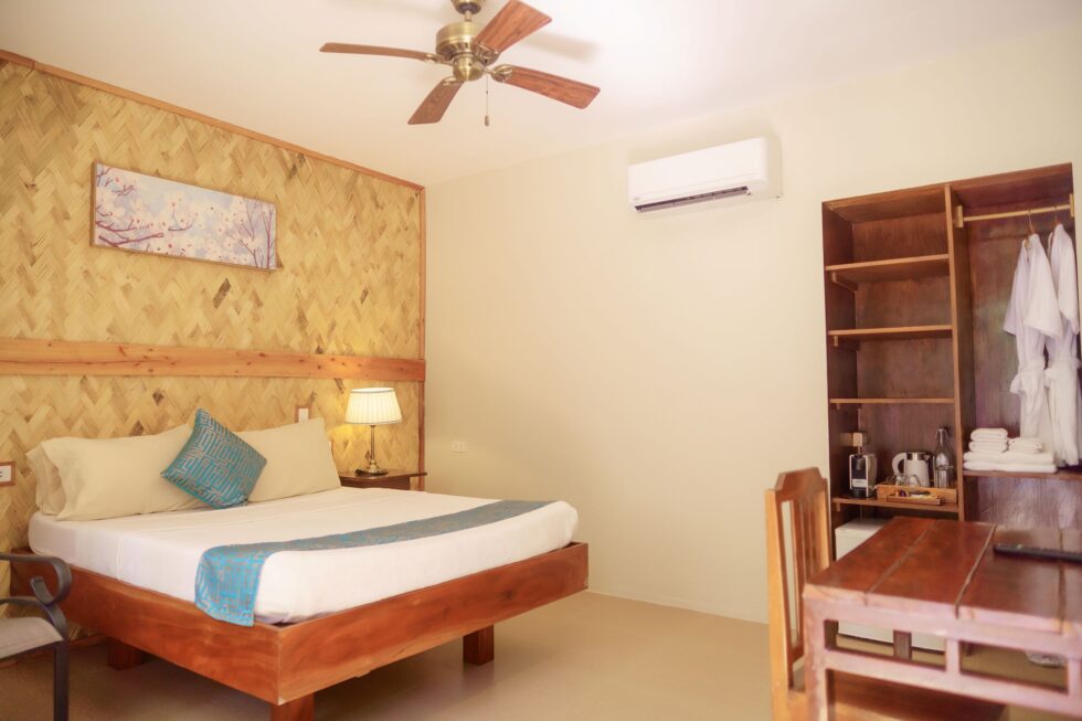 Rooms - Crystal Beach Resort