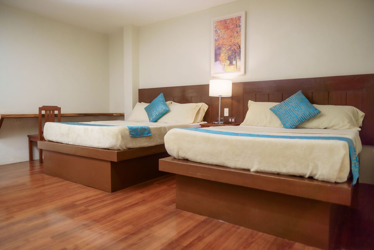 Rooms - Crystal Beach Resort