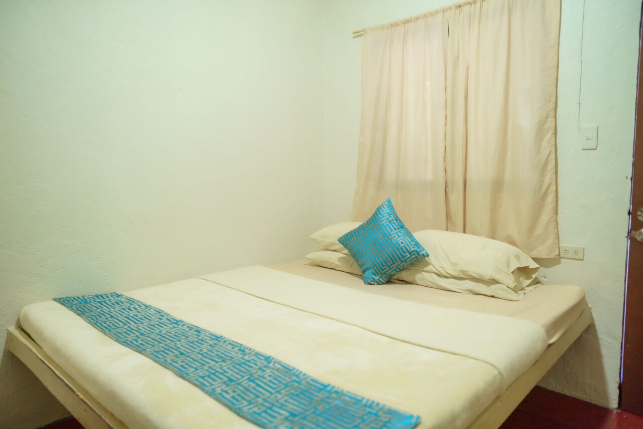 Rooms - Crystal Beach Resort